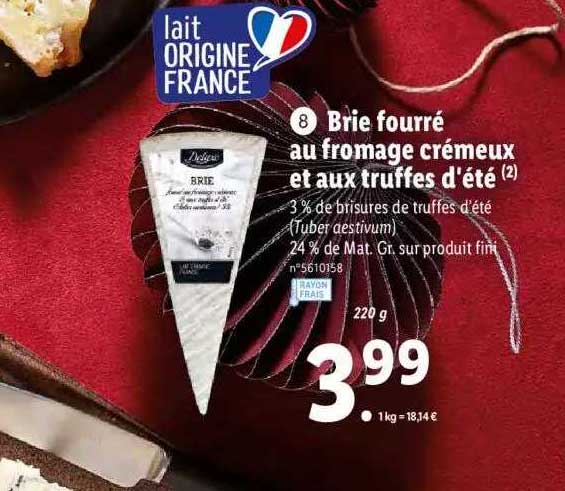 Promo Brie Fourré Au Fromage Crémeux Et Aux Truffes D'été Deluxe chez ...